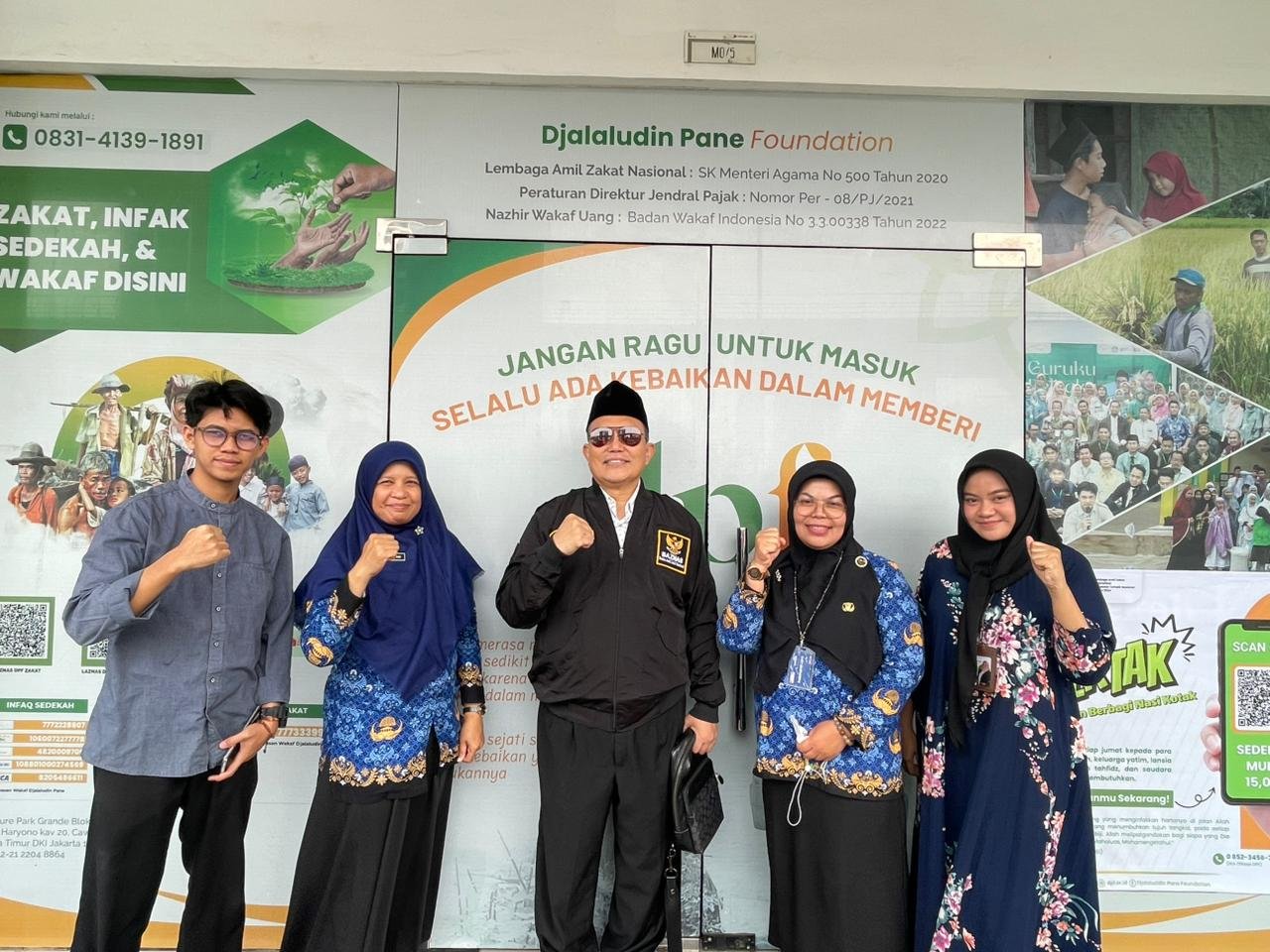 Kunjungan Evaluasi Guru SMK 64 ke LAZNAS DPF - Djalaludin Pane ...